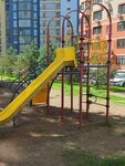 Playground (Republic of Tatarstan, City of Kazan, Privolzhskiy City Administrative District, mikrorayon Gorki-3, mikrorayon Ekopark Dubrava), oyun alanı  Kazan'dan