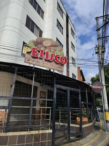 Petisco (Antioquia, Municipio de Medellín, Barrio de San Joaquín, Carrera 69, 4-33), restoran  Medellin'den