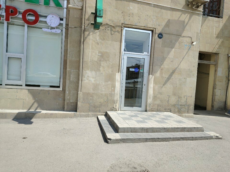 Eczaneler Depo Aptek, Bakü, foto