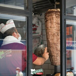 Yaprak Döner (Şerefiye Mah., İstanbul Cad., No:2, Merkez, Düzce), restoran  Düzce'den