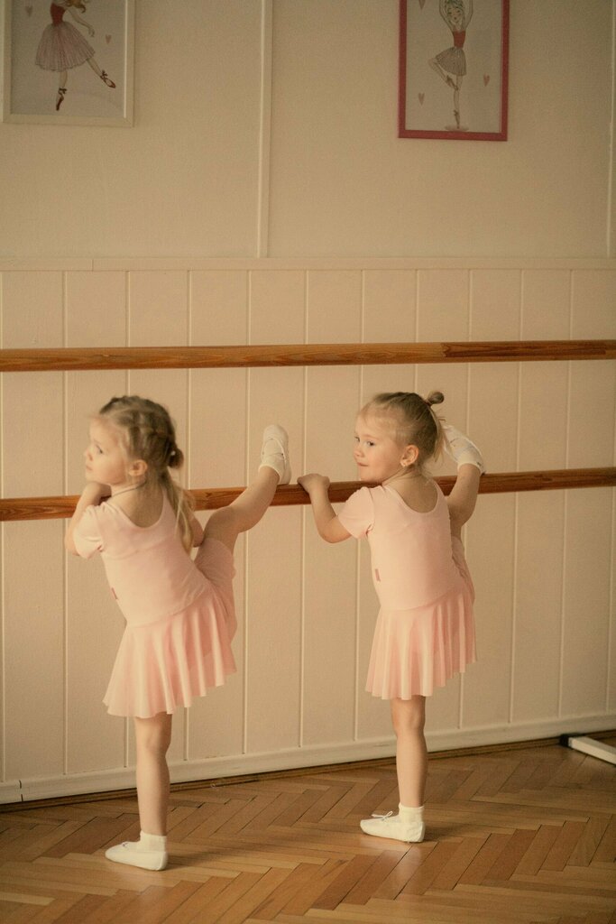 Dans okulları Feia, Vsevolgsk, foto