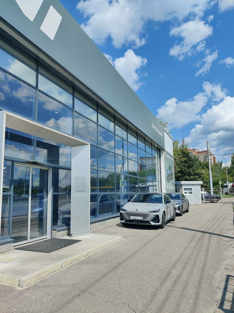 Otomobil satış galerileri Changan Uni center Avtolotsman, Penza, foto