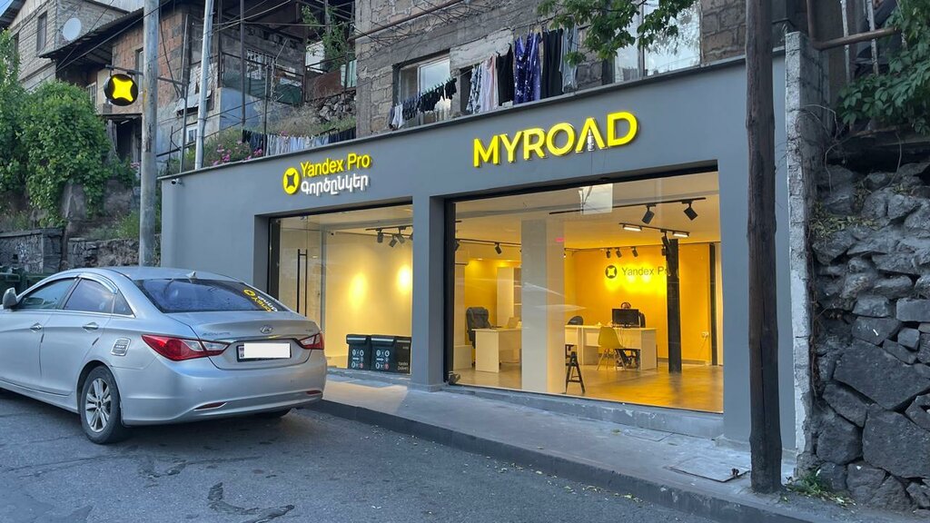 Taksi şirketi My Road, Erivan, foto