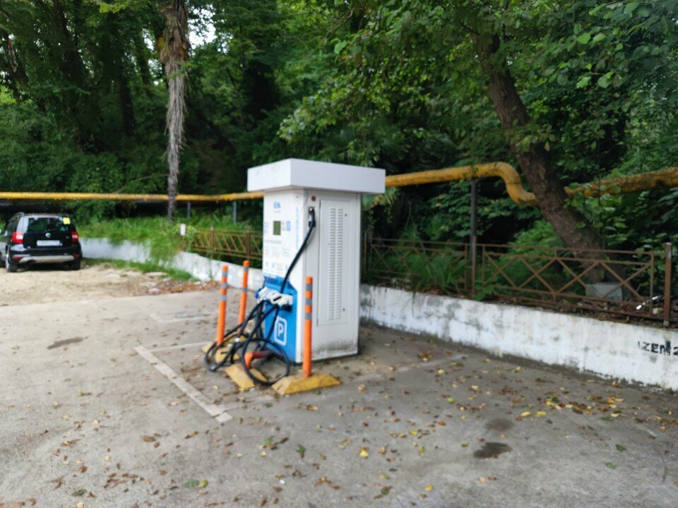 Elektrikli oto şarj istasyonları Eva Intermobility, Soçi, foto