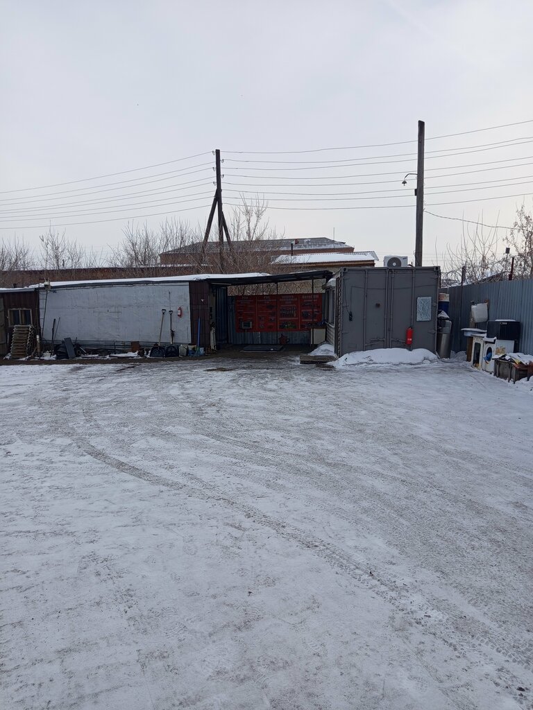 Geri dönüşüm maddeleri Пункт приема металлолома, Tatarsk, foto