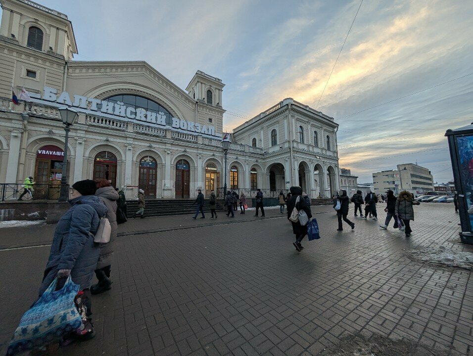 Şarj için prizler Charging sockets, Saint‑Petersburg, foto