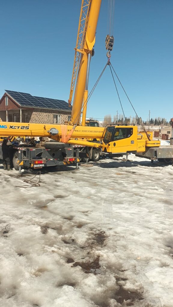 Özel tekniklerin onarımı Garaj M4, Hrazdan, foto