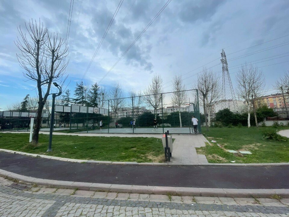 Spor ve eğlence merkezi Basketbol Sahası, İstanbul, foto