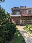 Красный дом (3rd Street No:401/1, SK Priborist), konuk evi  Çuy ili'nden