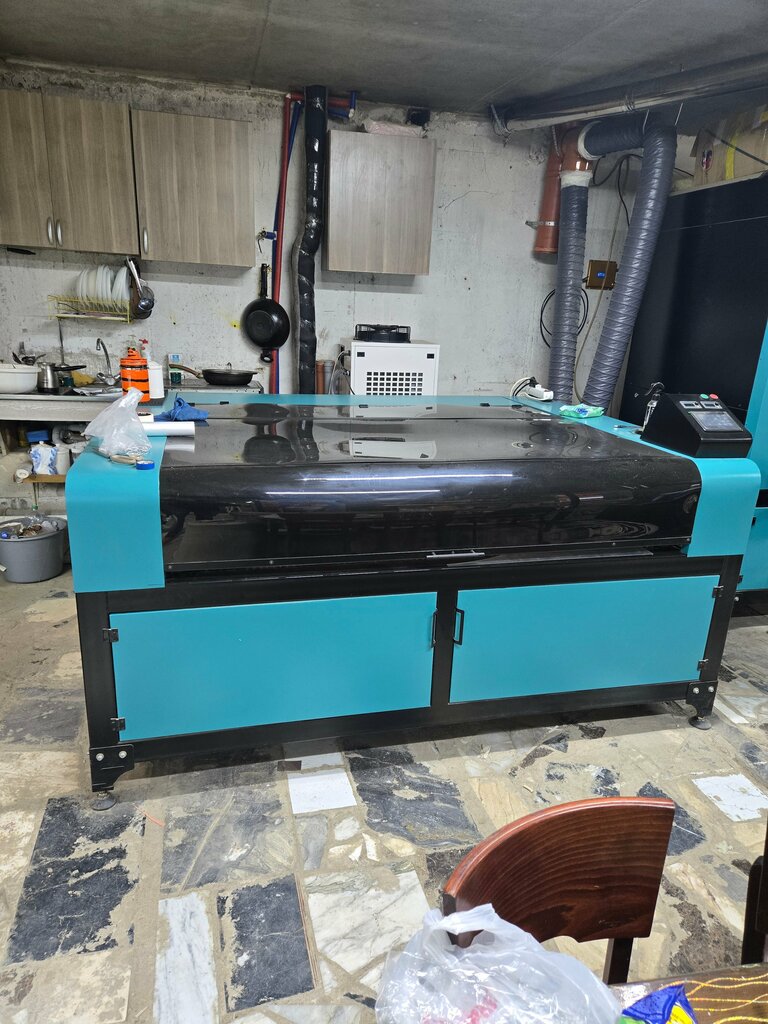 Lazer çalışmaları Лазерные работы, Moskova ve Moskovskaya oblastı, foto