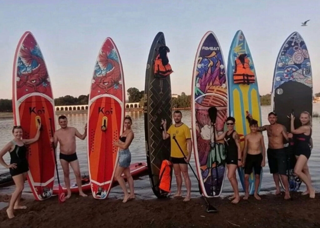 Kürek sörfü Сап Борд, Velikiy Novgorod, foto