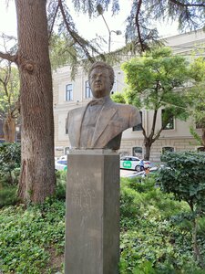 Зураб Анджапаридзе (Tbilisi, Revaz Laghidzis Street), anıt, heykel  Tiflis'ten