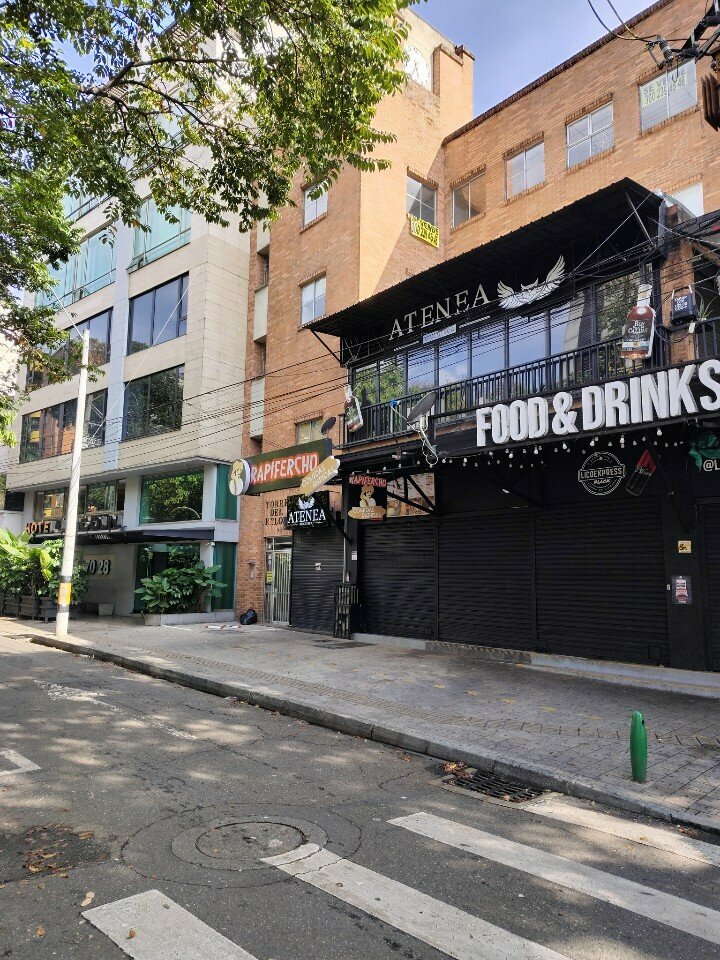 Fast food Rapifercho, Medellin, foto