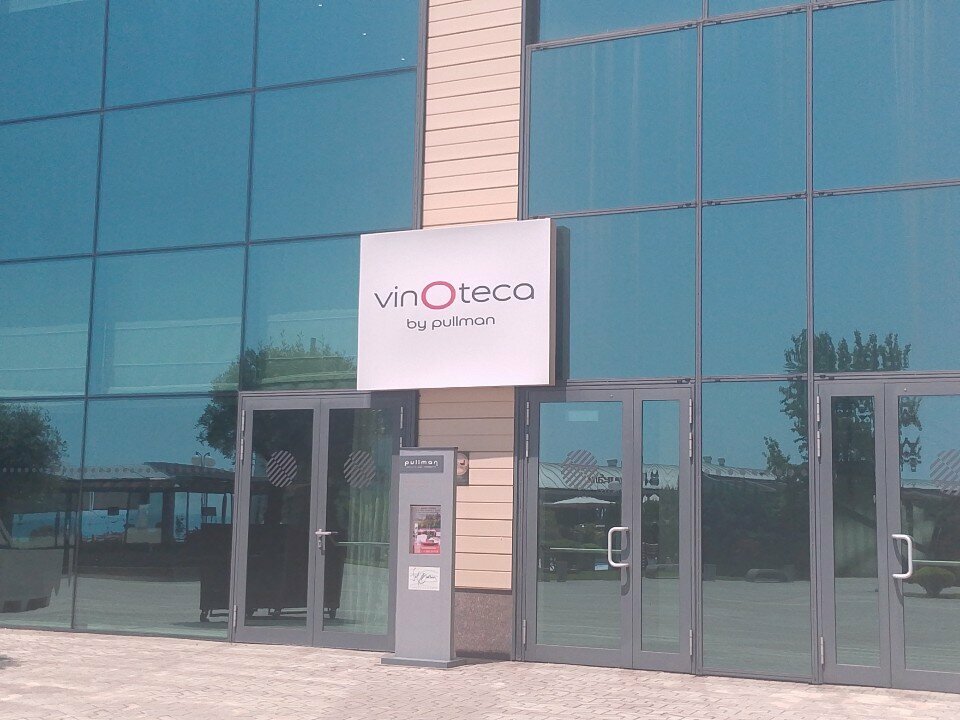 Restoran Vinoteka by pullman, Soçi, foto