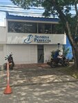 Sonrisa Perfecta (Valle del Cauca, Municipio de Santiago de Cali, Comuna 19, Urbanización Tequendama, Carrera 42A, 5C-106), özel ağız ve diş sağlığı klinikleri ve muayenehaneleri  Cali'den