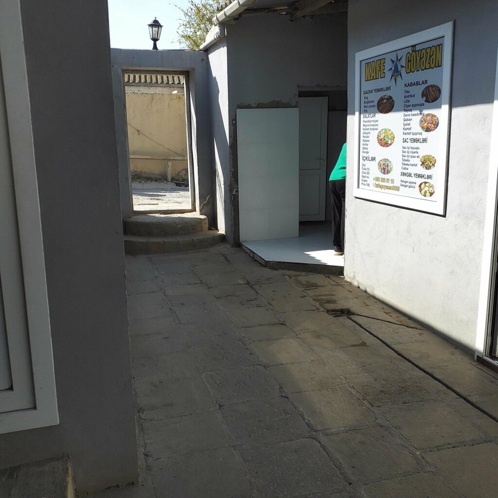 Kafe Kafe Göyəzən, Bakü, foto