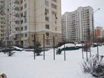 Спортивная площадка (ulitsa imeni Yegorova No:3), spor alanı  Krasnogorsk'tan