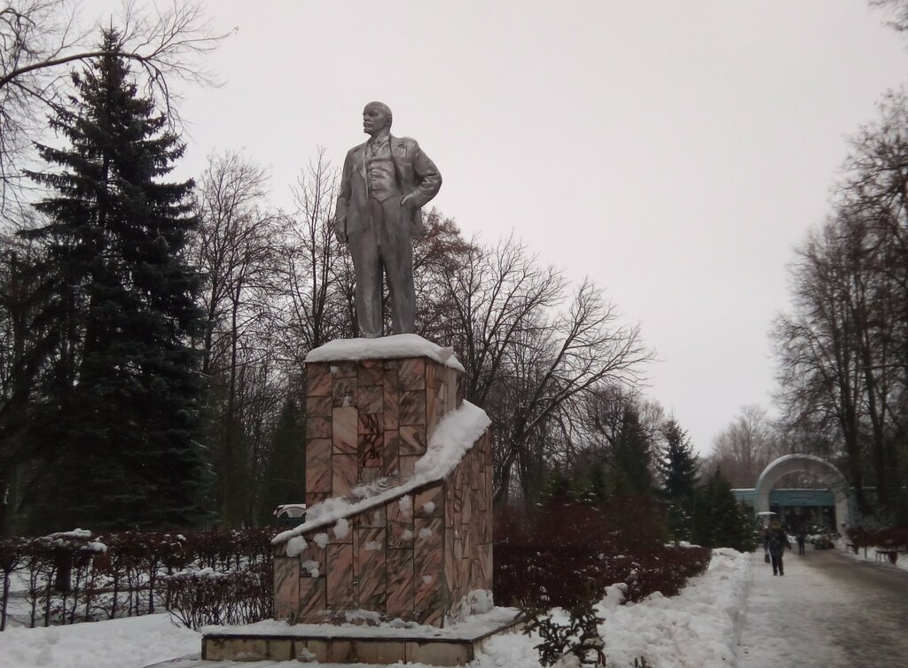 Anıt, heykel В.И. Ленин, Bobruisk, foto
