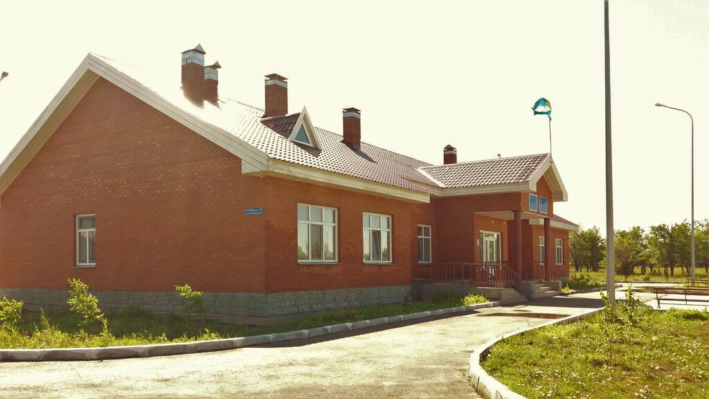 Aile sağlığı merkezi Outpatient clinic of the village of Krasnoarmeyka, Pavlodar eyaleti, foto