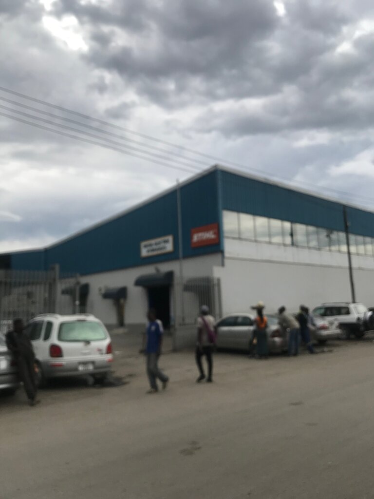 Otomobil servisi Diesel-Electric, Lusaka, foto
