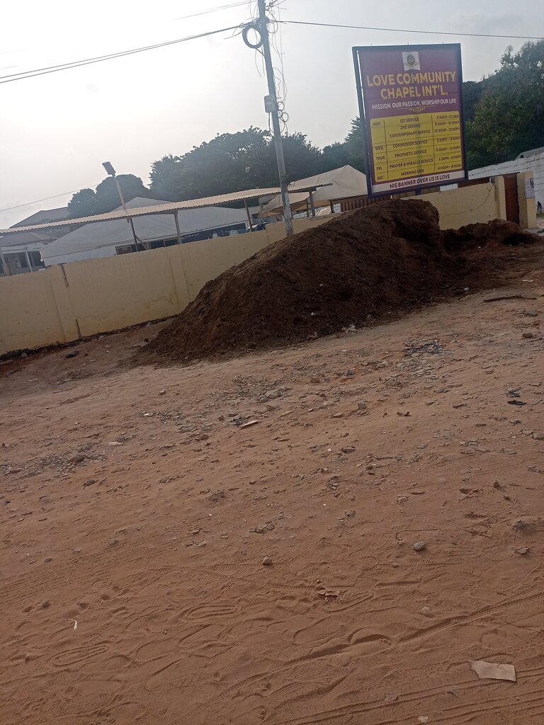 Protestan kilisesi Love Community Chapel International - Goshen, Akra, foto