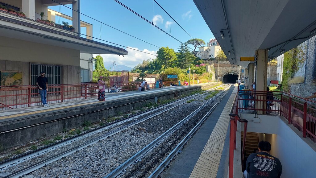 Tren istasyonu Vico Equense, , foto