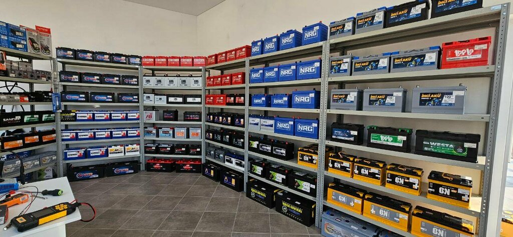 Akümülatör ve şarj cihazları Akkumulyator, Feodosya (Kefe), foto