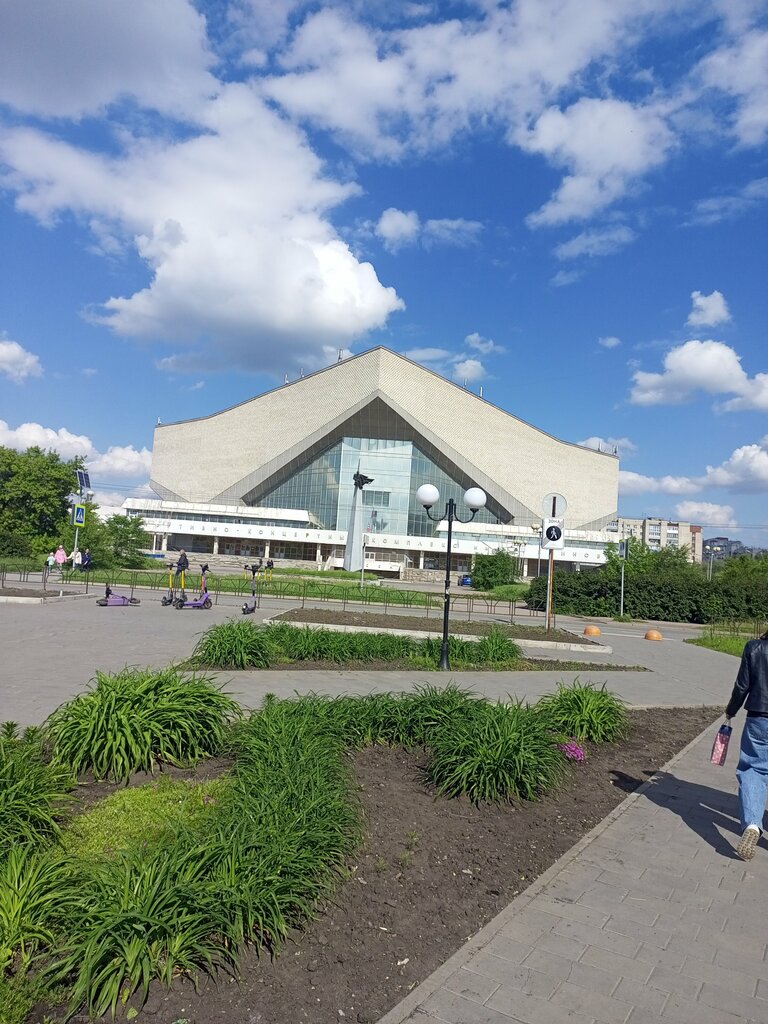 Park, sokak heykeli Два капитана, Omsk, foto