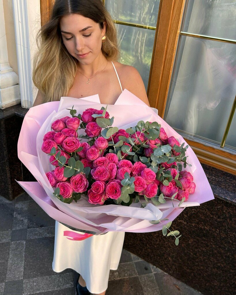 Çiçekçiler Цветут, Kolpino, foto