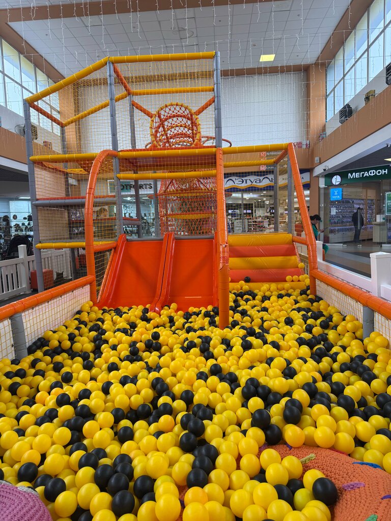 Oyun odası Детская игровая площадка, Volokolamsk, foto