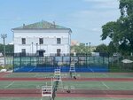 Падел теннис (Yaroslavl, Volzhskaya Embankment), tenis kulüpleri ve kortları  Yaroslavl'dan