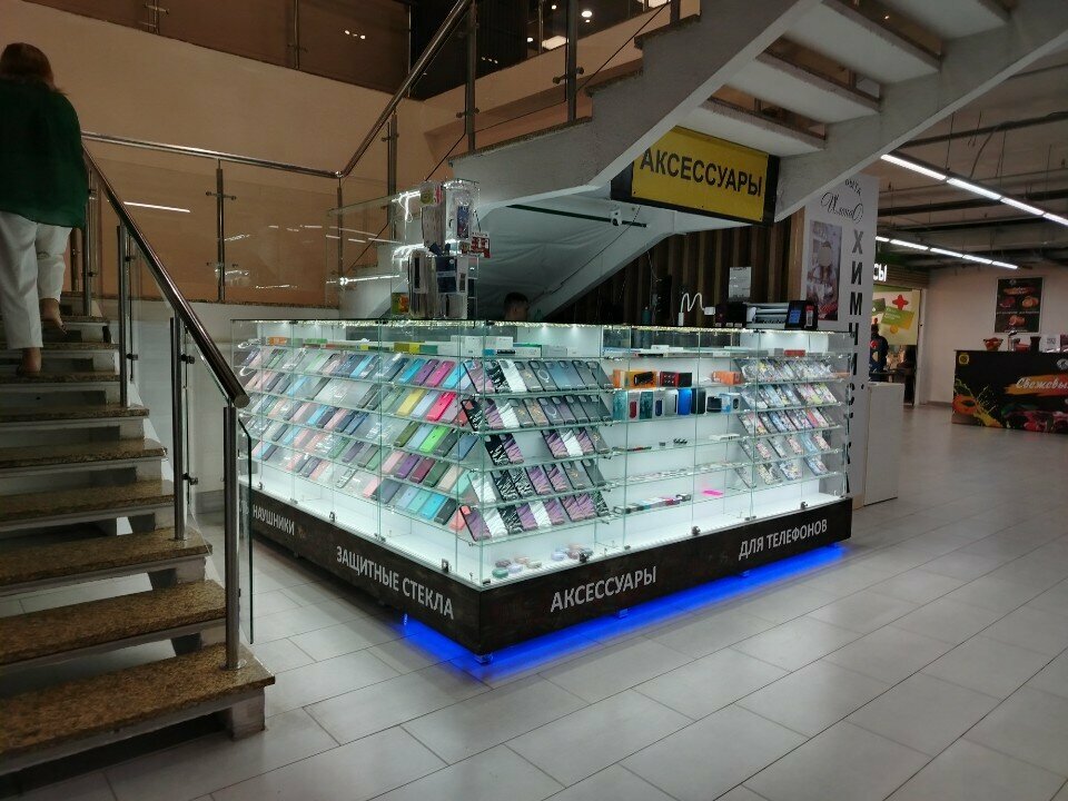 Cep telefonu aksesuarları Dim Dimich, Samara, foto