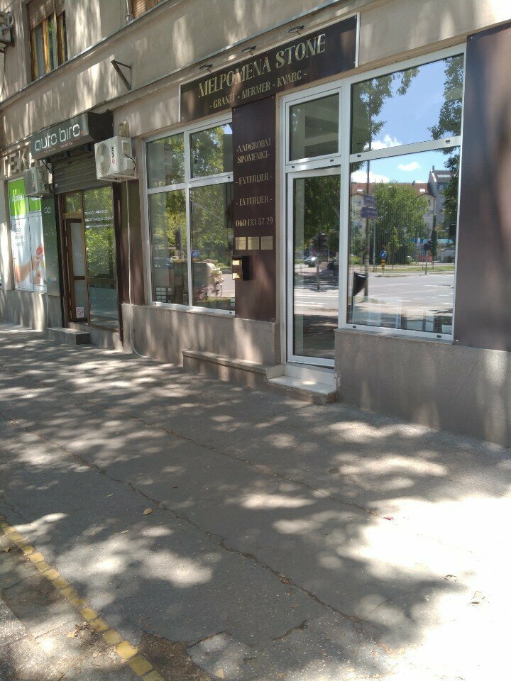 Cenaze hizmetleri Melpomena Stone, Novi Sad, foto