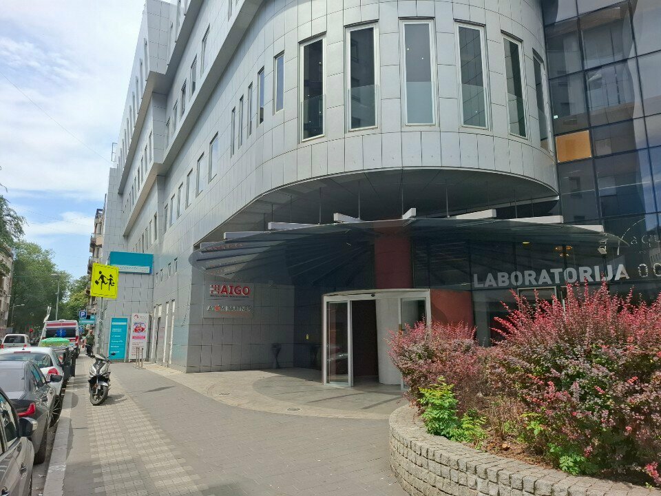 Otomobil satış galerileri Atom partner, Belgrad, foto