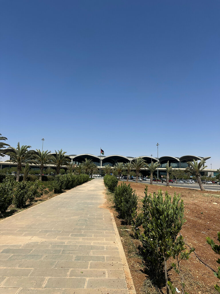 Havaalanları Kraliçe Aliye Havalimanı, Dünya, foto