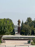 Sh. Rashidov (Sharaf Rashidov Avenue No:93), anıt, heykel  Cizzak'tan
