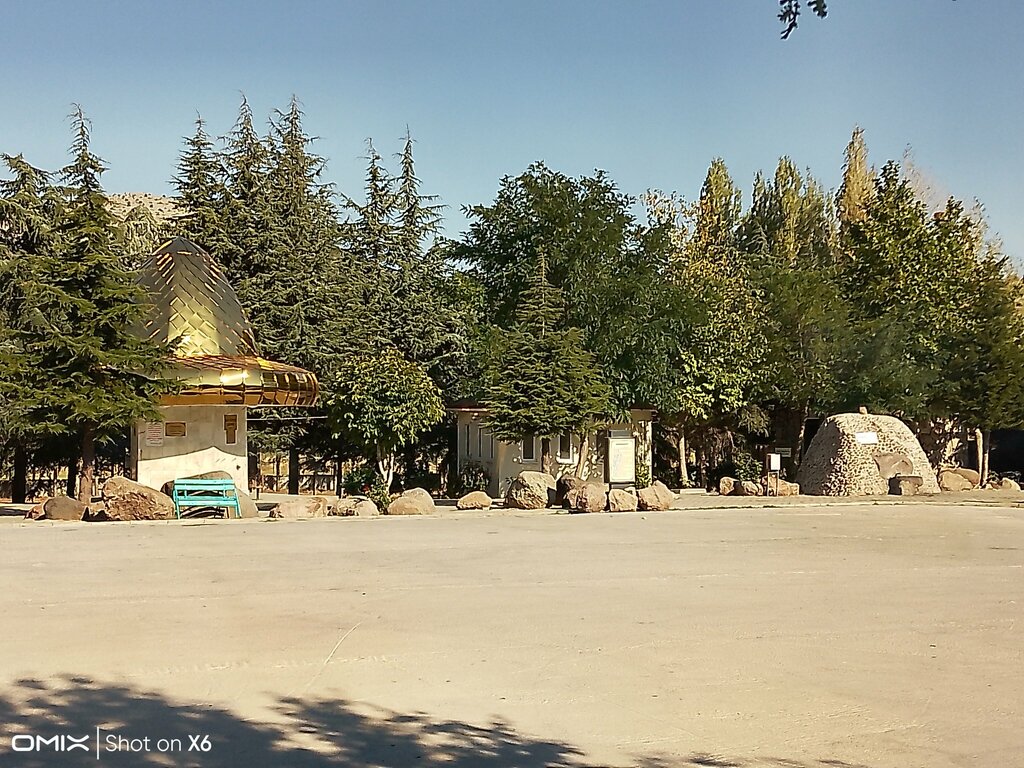 Kültür ve eğlence parkları Bacı Sultan Çeşmesi, Emirdağ, foto