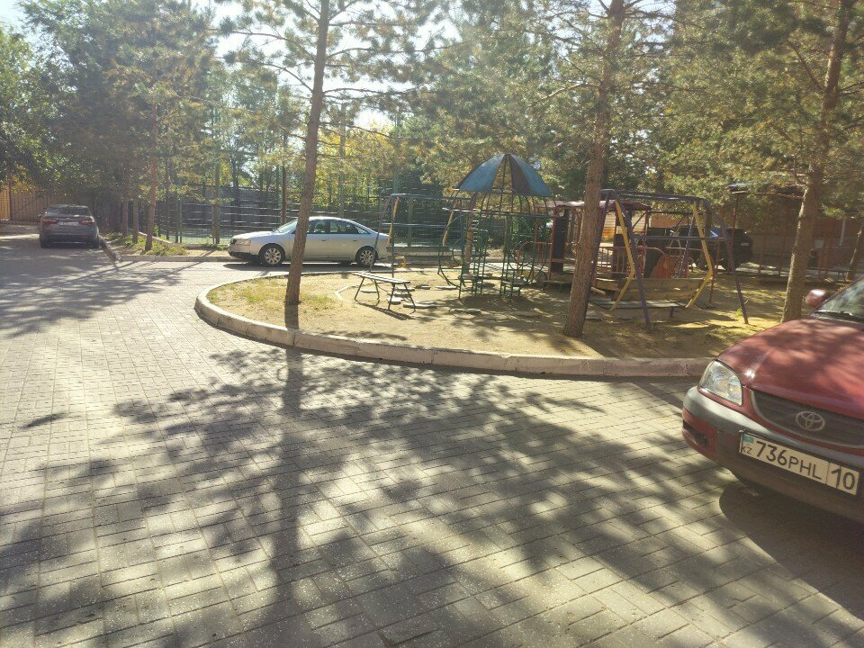 Oyun alanı Playground, Kostanay, foto