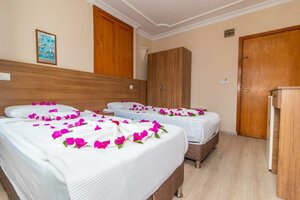 Castello Hotel & Aparts (Merkez Mah., 143. Sok., No:2, Kemer, Antalya), otel  Kemer'den