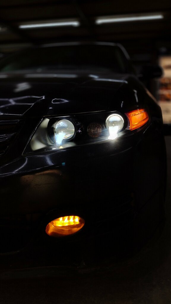 Otomotiv aydınlatma Led Garage 66, Yekaterinburg, foto