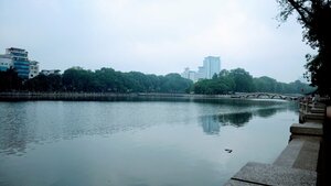 Thu Le Park (Hanoi), hayvanat bahçeleri  Hanoi'den