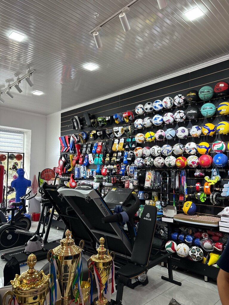 Spor giyim ve ayakkabı Olimp Navoiy, Nevai, foto