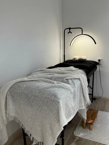 Abramovskaya Brows (Moskovskaya ulitsa No:17к1, mikrorayon Novy gorod), kaş ve kirpik salonu  Orsk'tan