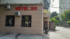 G/s (No:10, ubani Digomi Massive, l kvartalshi Digomi, Tbilisi), otel  Tiflis'ten