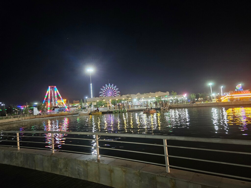 Lunapark Hive Lokomotiv İstirahat Bağı, Hive, foto