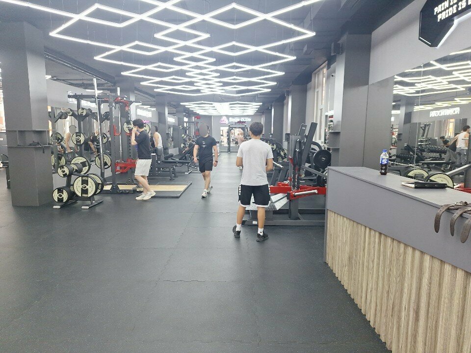 Fitness kulüpleri Iron Club, Astana, foto