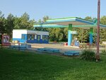 Gas station (Leningrad Region, Volkhov), benzin istasyonu  Volhov'dan