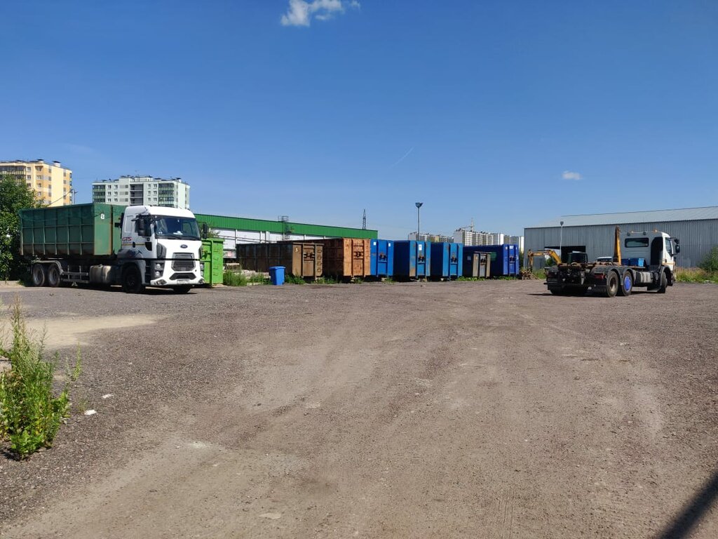 Geri dönüşüm maddeleri Обф Вторма, Saint‑Petersburg, foto