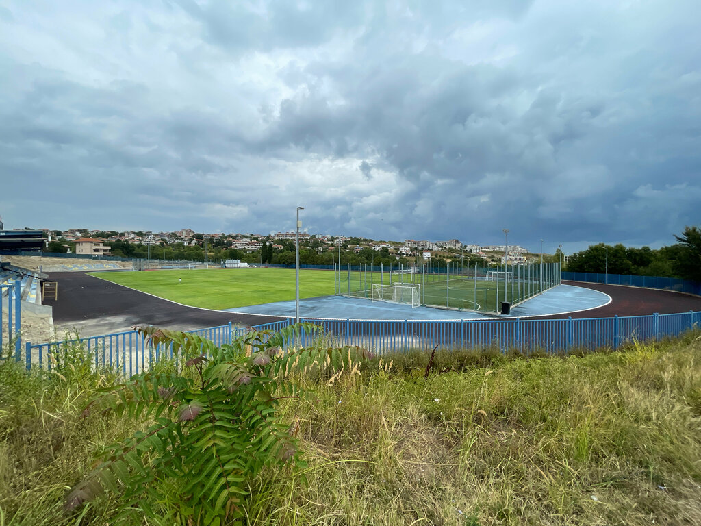 Stadyum Stadium, Byala, foto