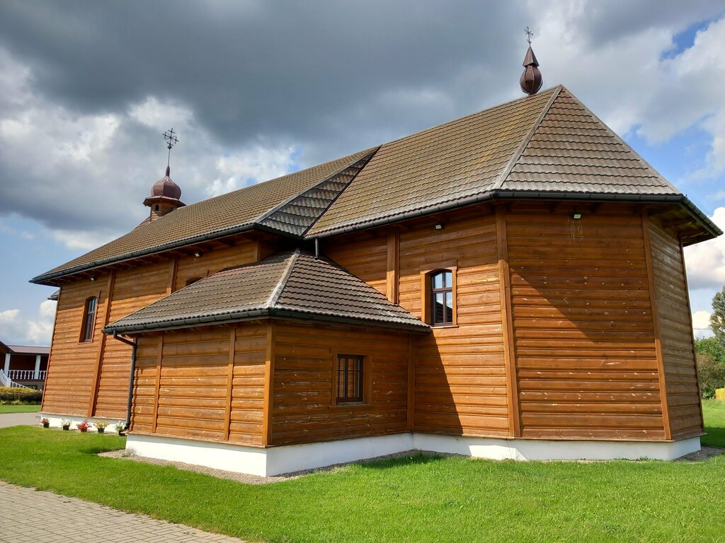 Katolik kiliseleri Kościół Nawiedzenia Najświętszej Maryi Panny w Trokielach, Grodnenskaya oblastı, foto